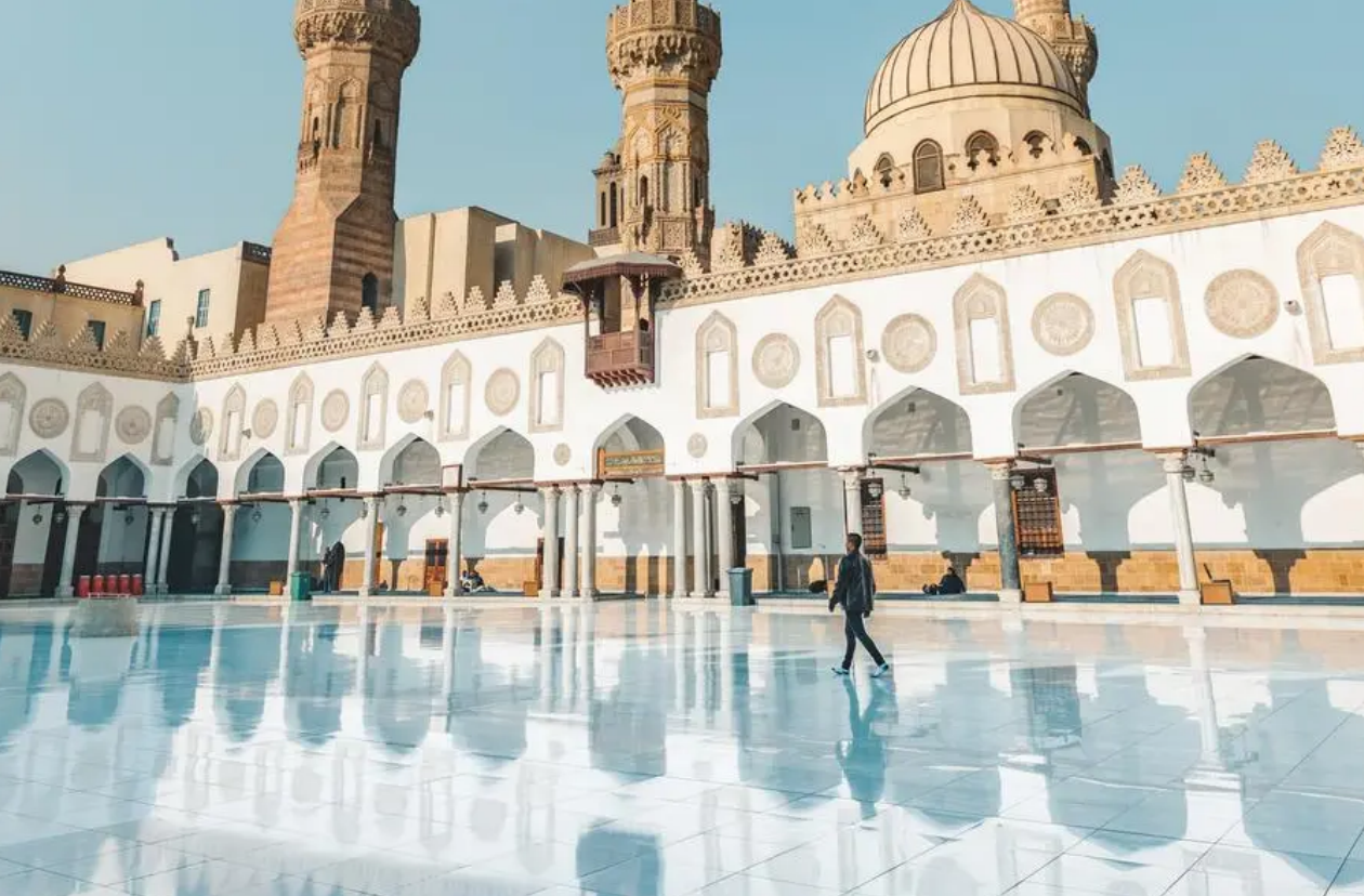 Islamic Religious Institutions | Vault of Stones